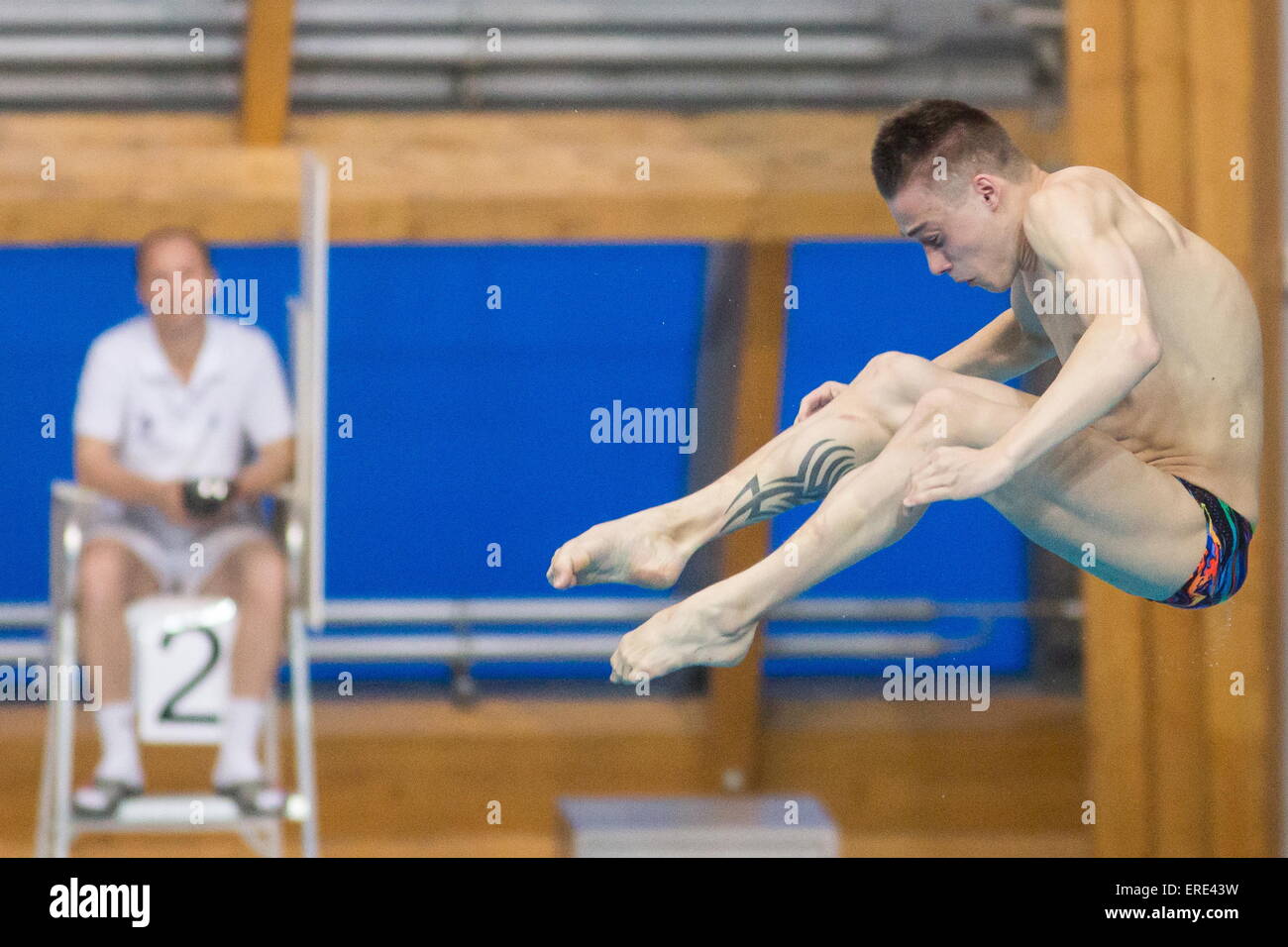 Mens 10m Platform Diving High Resolution Stock Photography and Images ...
