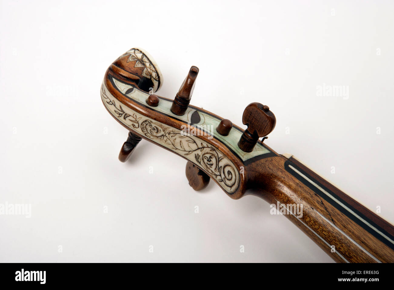 Pochette, poche, dancing kit, sordino, sordini, stick violin used by ...