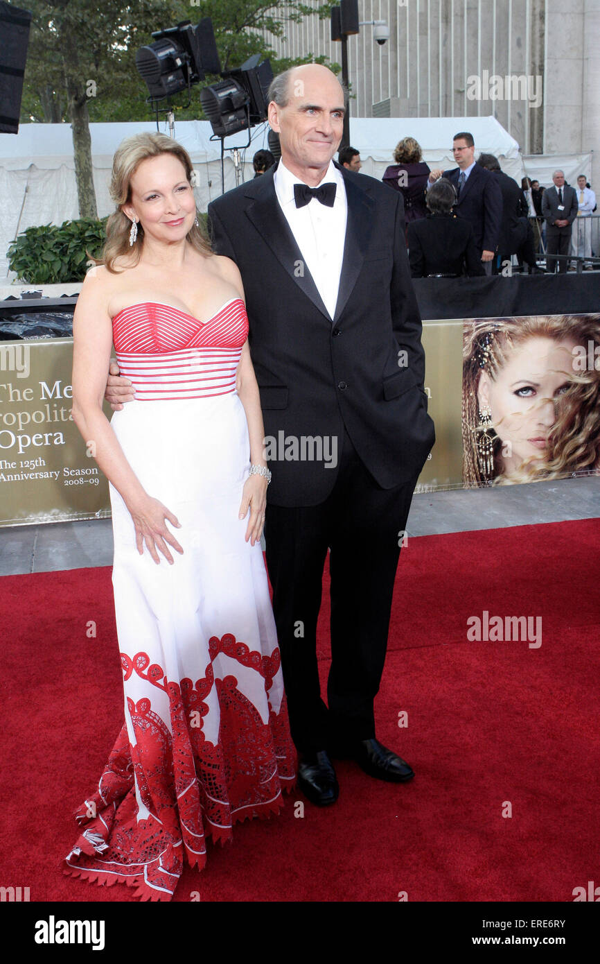 Kim Taylor High Resolution Stock Photography and Images - Alamy