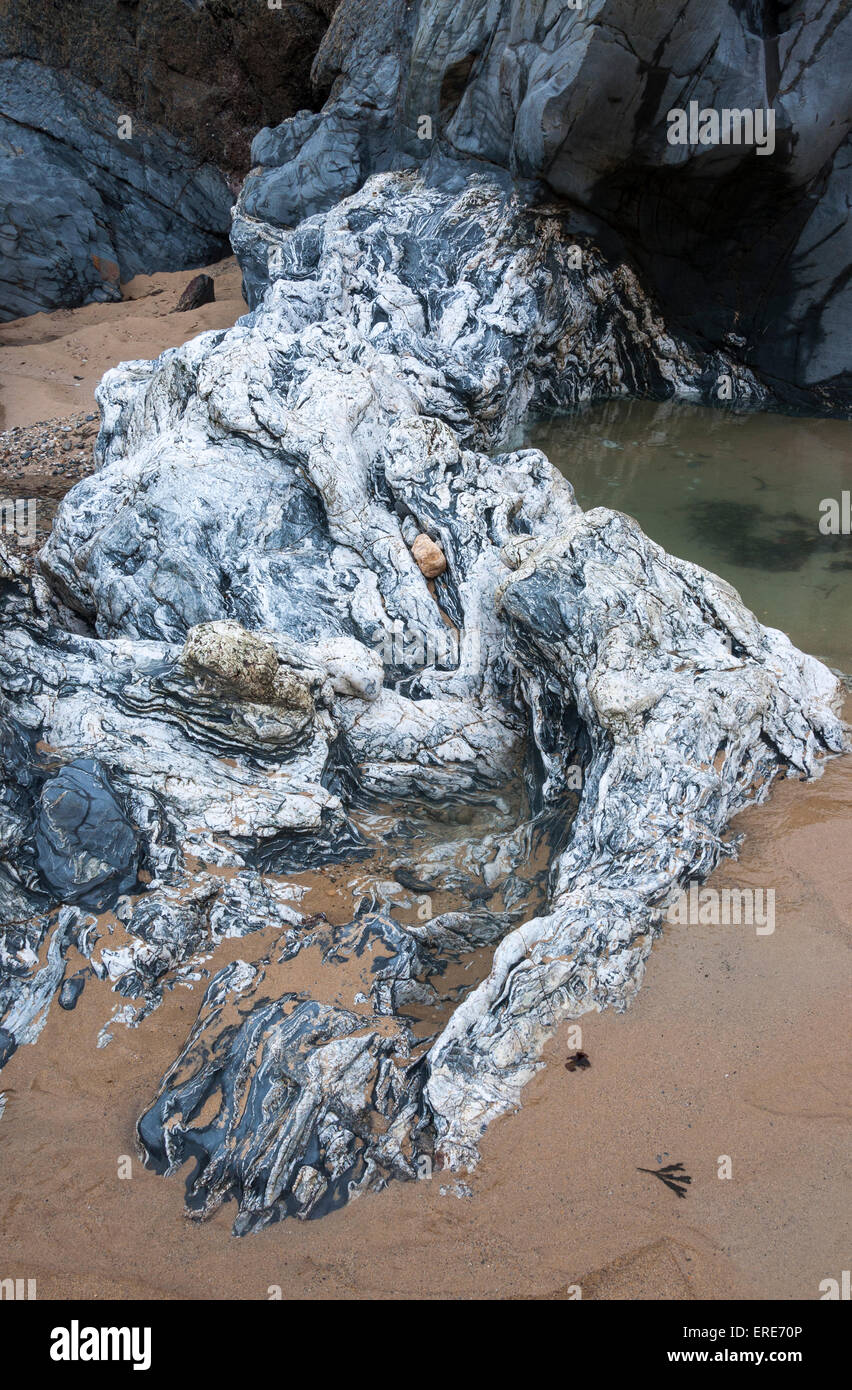 Cornwall rocks hi-res stock photography and images - Alamy