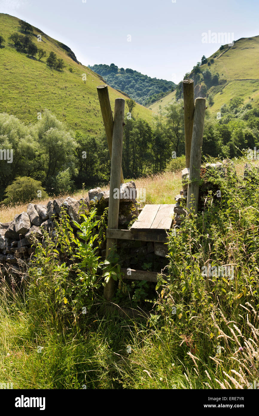 Stiles footpath hi-res stock photography and images - Alamy