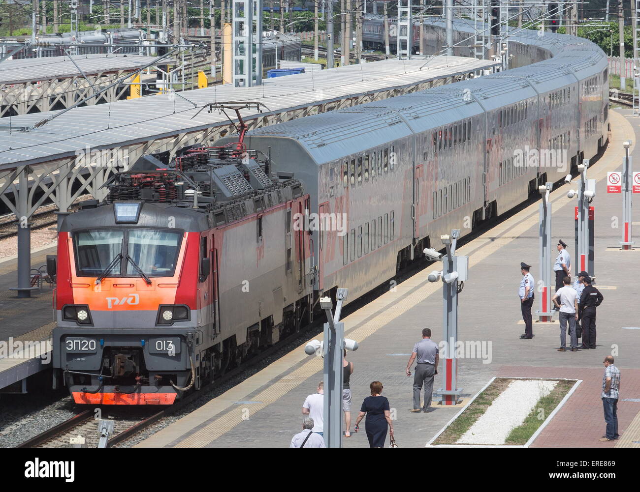 Double Decker Train High Resolution Stock Photography and Images - Alamy
