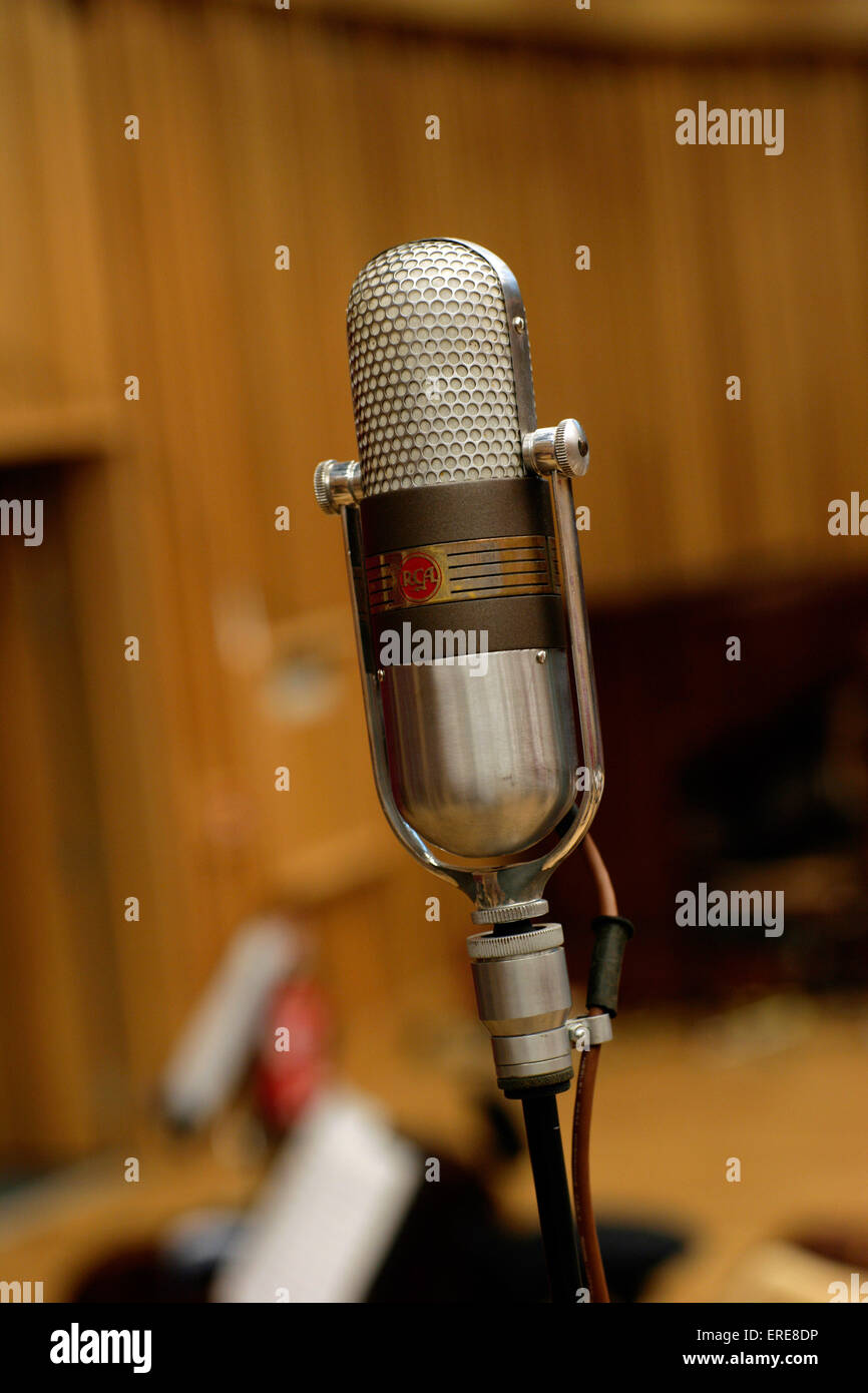 RCA 77 pill microphone, old analogue mic Stock Photo - Alamy