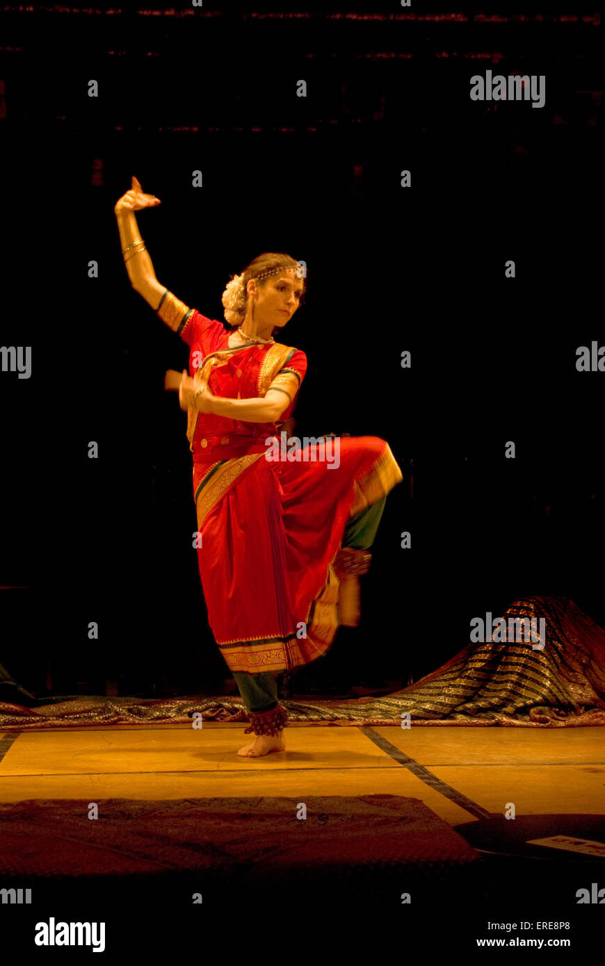 Dancing poses indian classical dance hi-res stock photography and ...
