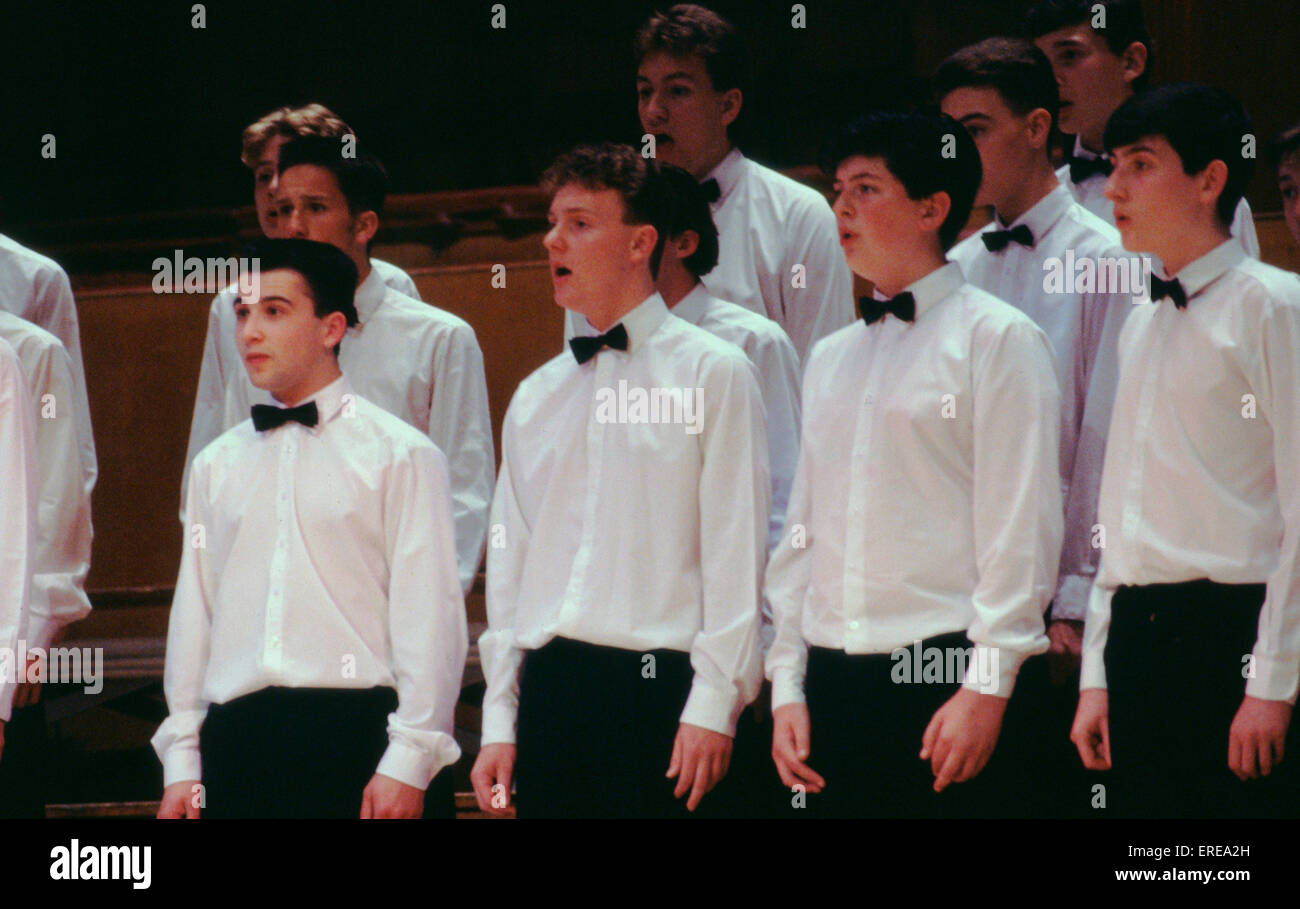 Choir boys hi-res stock photography and images - Alamy