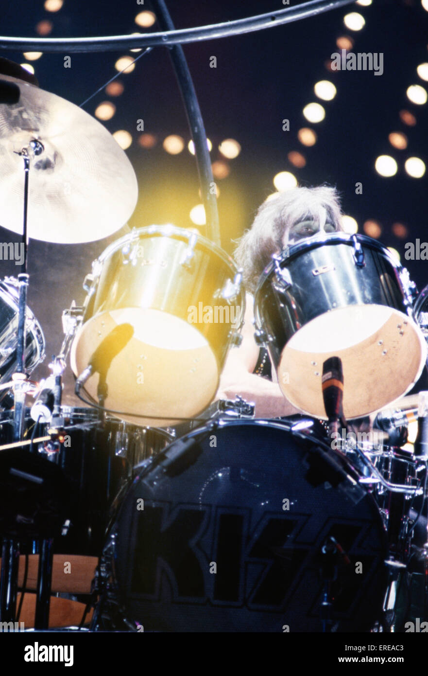 Kiss Band 1980s High Resolution Stock Photography and Images - Alamy