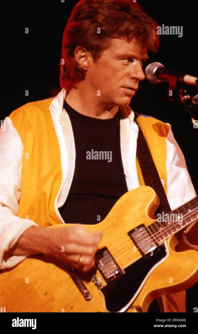 Dave Edmunds High Resolution Stock Photography and Images - Alamy