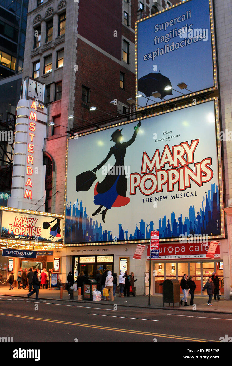 Mary poppins disney hi-res stock photography and images - Alamy