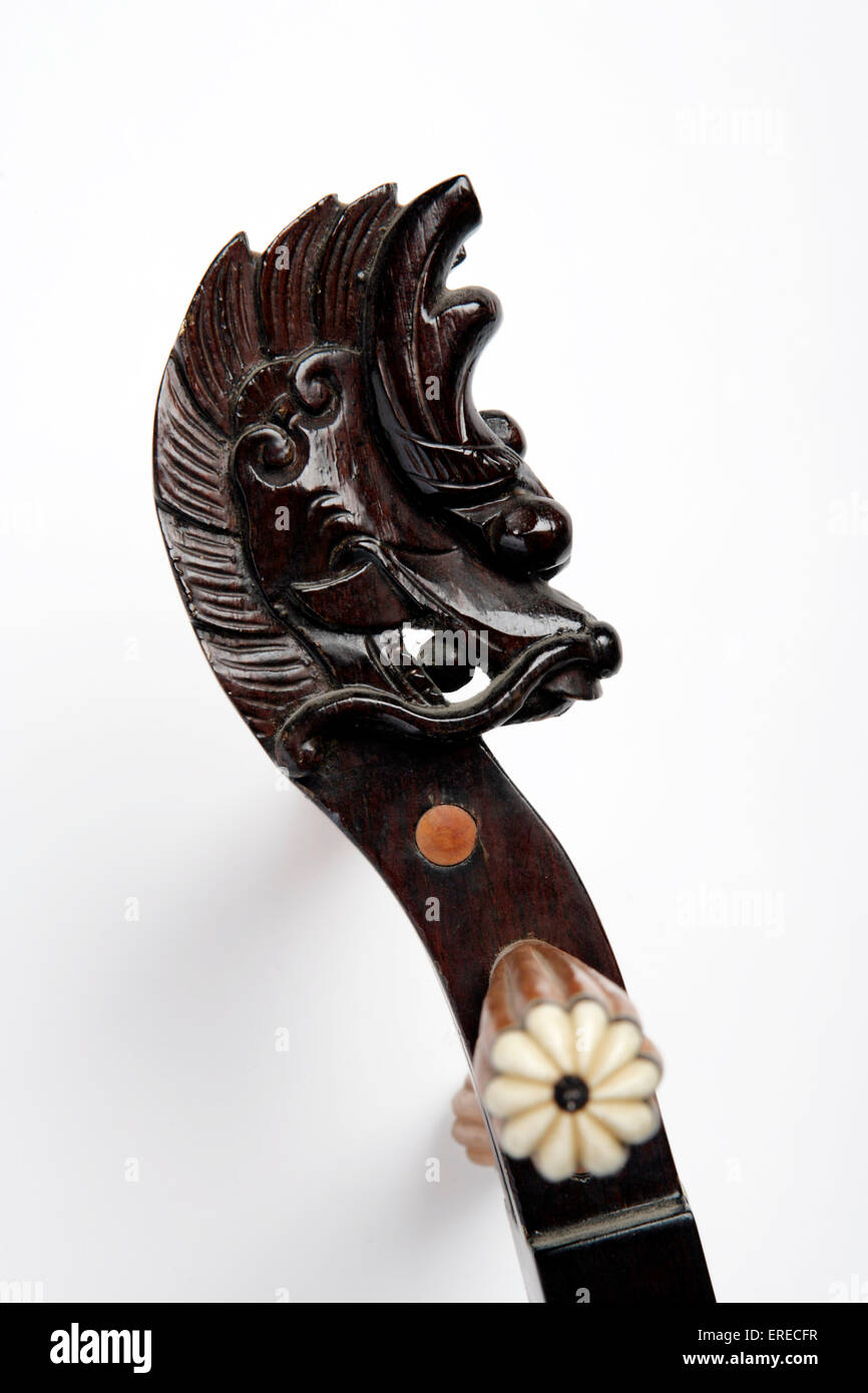 San Hsien or Sanxian, 3 stringed chinese lute. Dragons-head scroll and ...