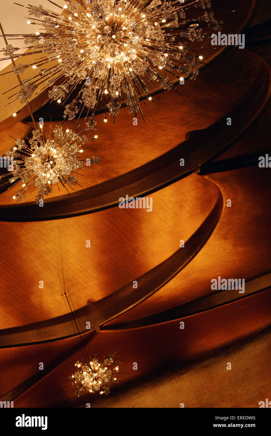 Light opera new york hi-res stock photography and images - Alamy