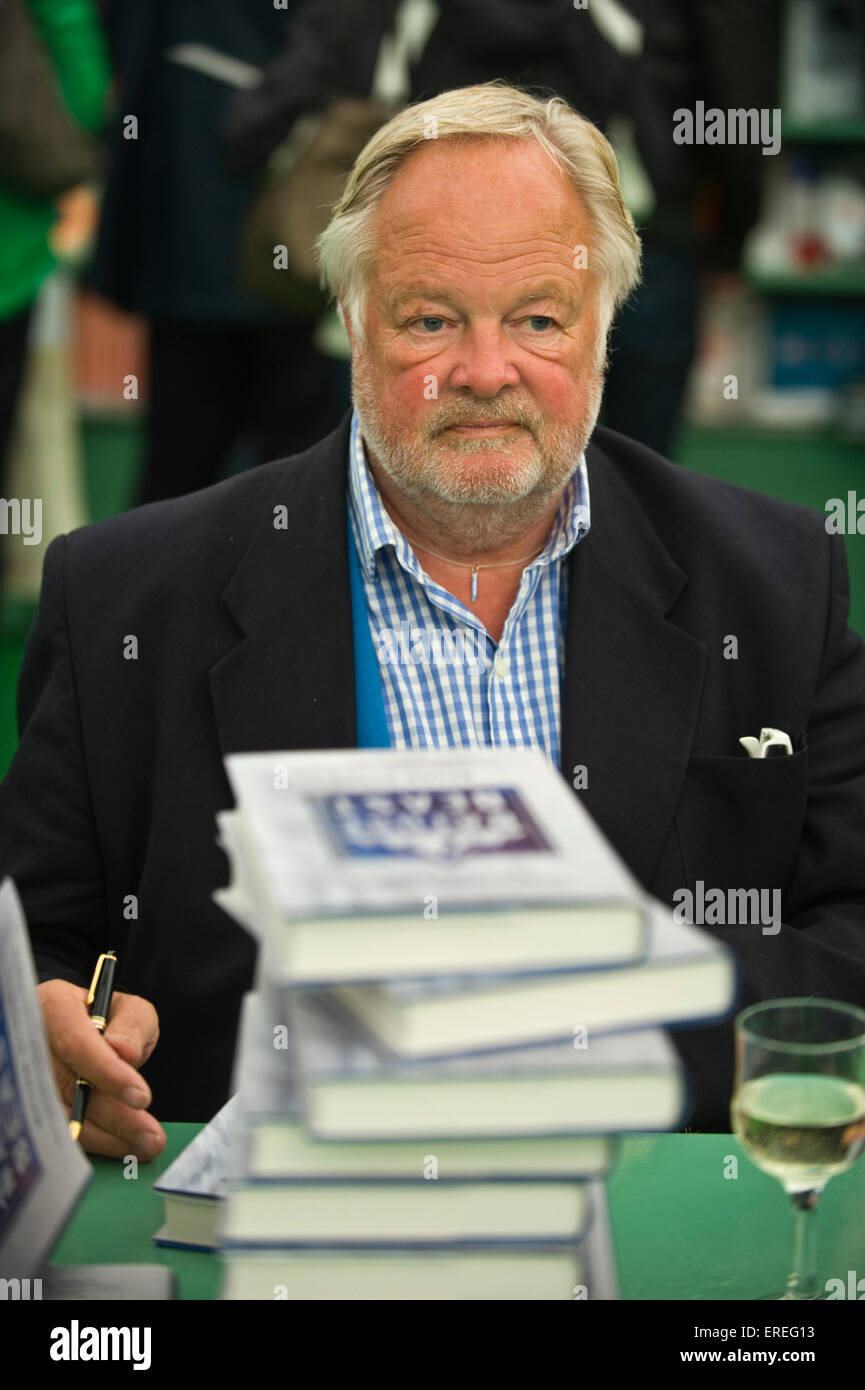 Bryan sykes geneticist hi-res stock photography and images - Alamy