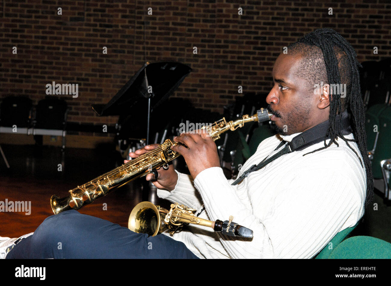 Playing soprano saxophone hi-res stock photography and images - Alamy