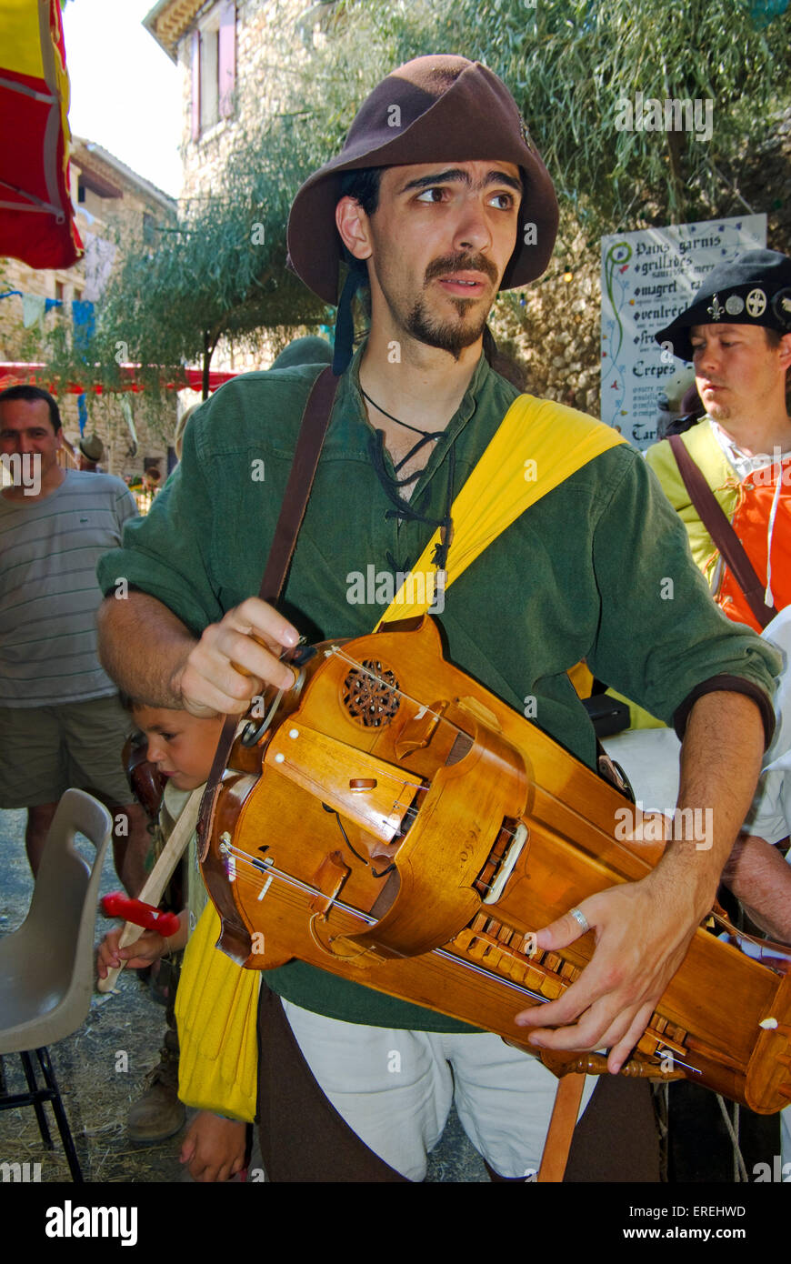 Hurdy gurdy player hi-res stock photography and images - Alamy