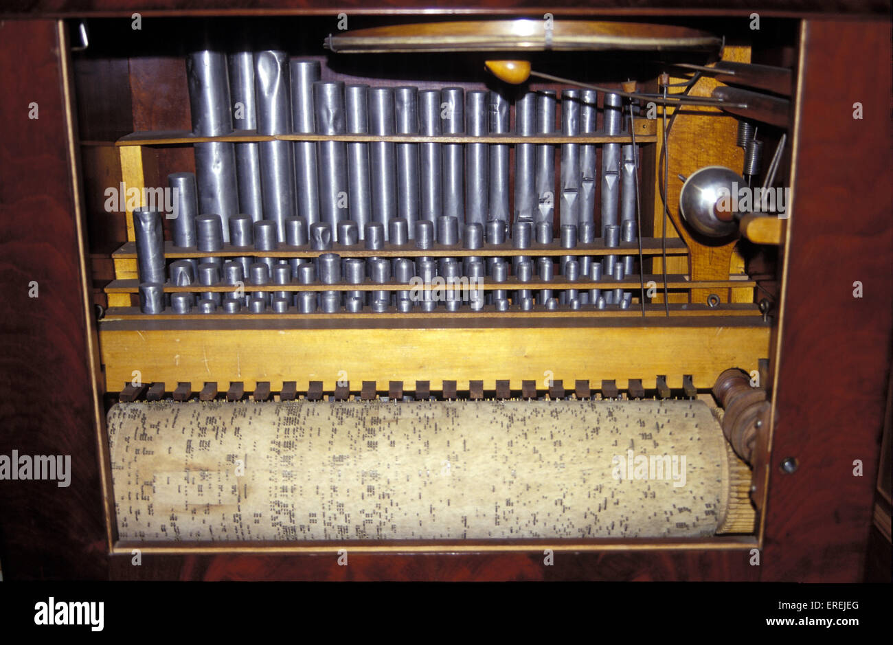 instruments - keyboard - organ Drawing-room organ, French, 1840 Stock ...