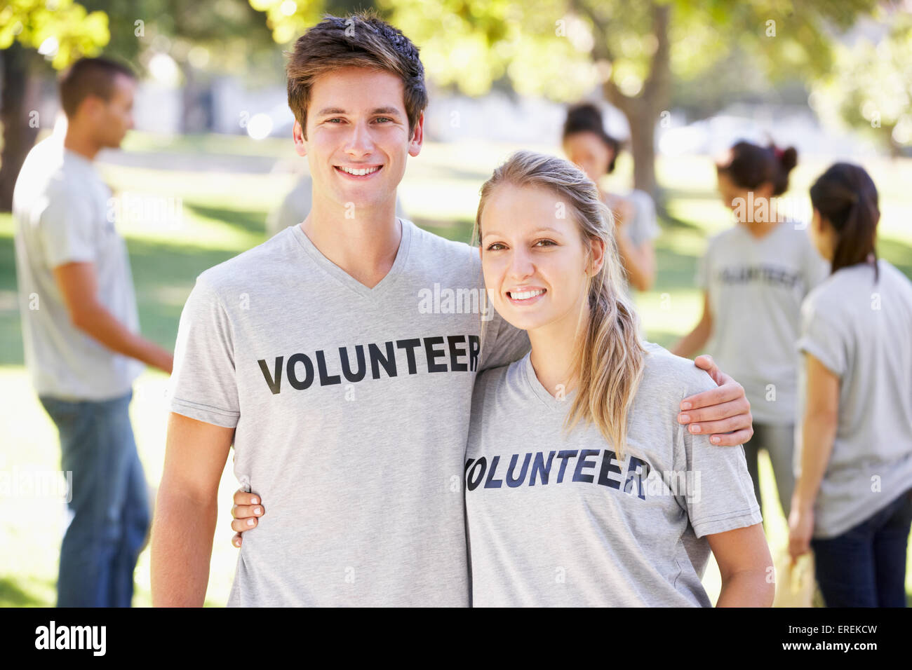 Volunteer Group Clearing Litter In Park Stock Photo - Alamy