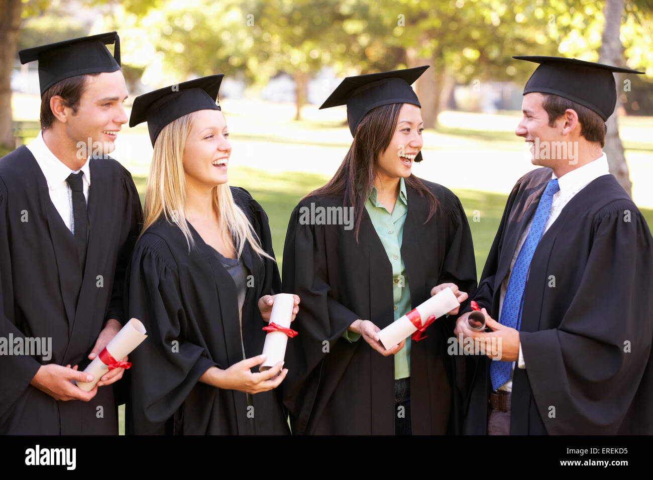 Graduation ceremony hi-res stock photography and images - Alamy