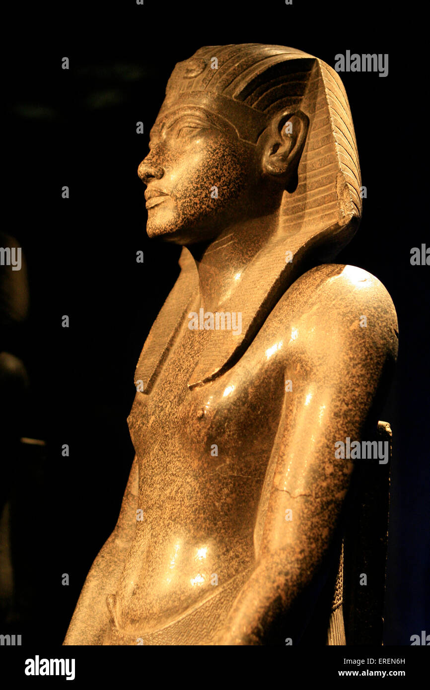 Tutankhamun Statue Karnak High Resolution Stock Photography and Images ...