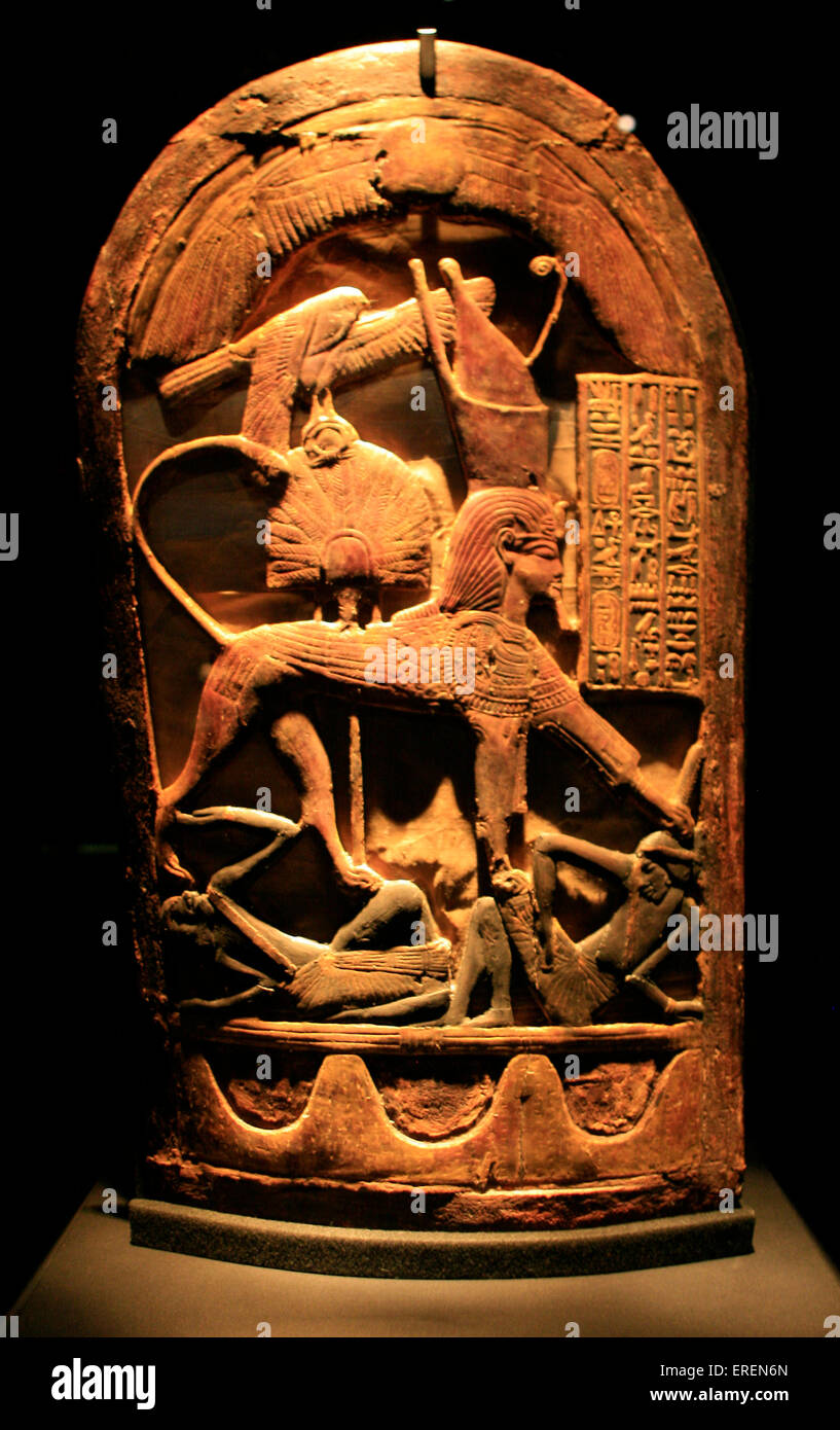 Tomb of tutankhamun hi-res stock photography and images - Alamy
