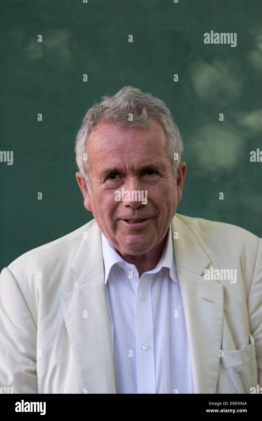 Martin Bell OBE, British Unicef UK Ambassador, a former broadcast war ...