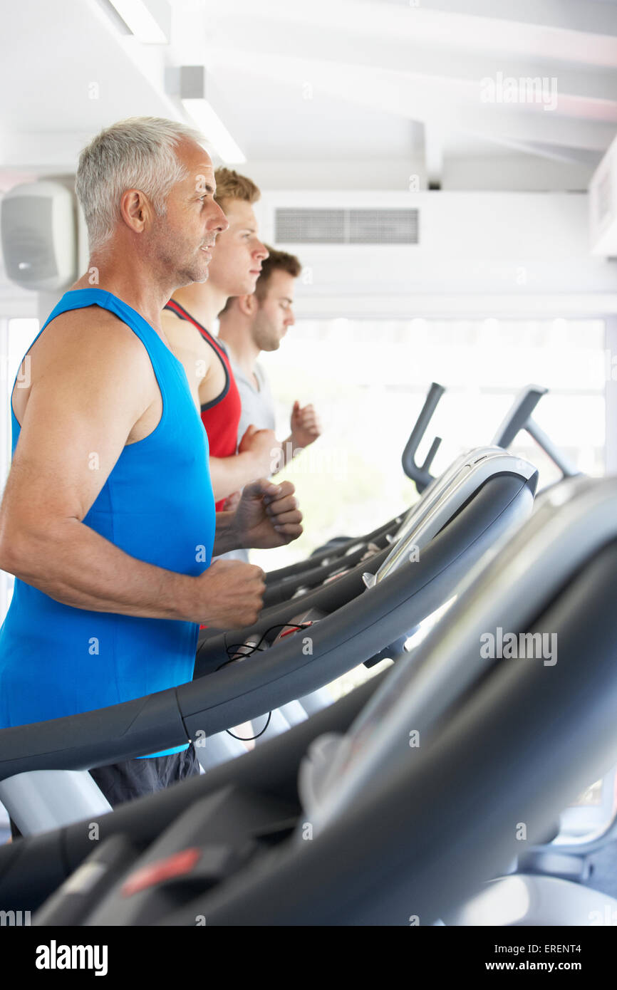 Group running machines hi-res stock photography and images - Alamy