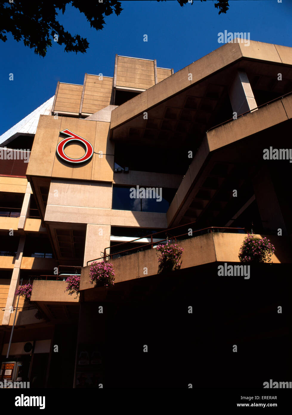 St davids hall cardiff hi-res stock photography and images - Alamy