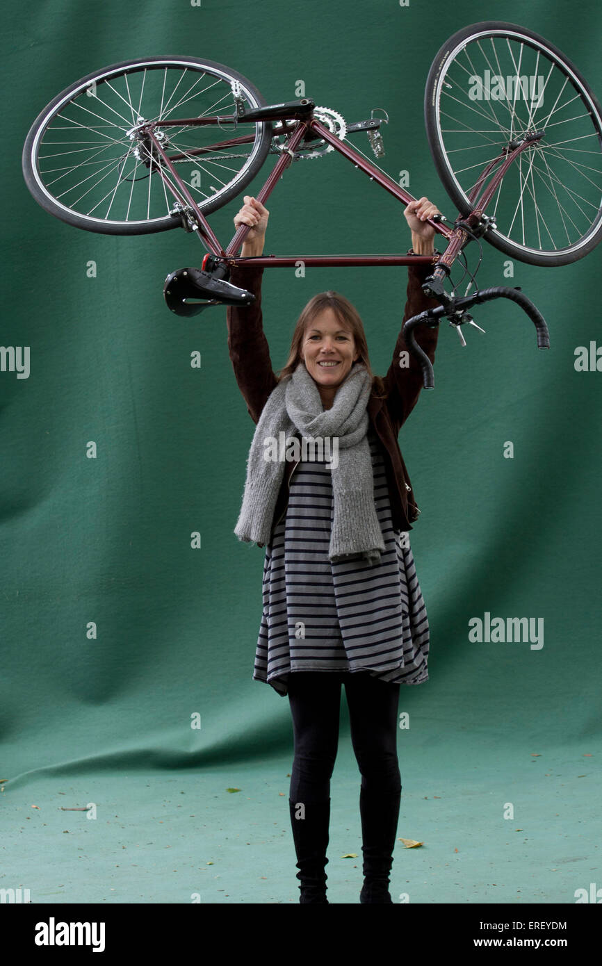 Bella Bathurst at the Edinburgh International Book Festival 2011 to ...