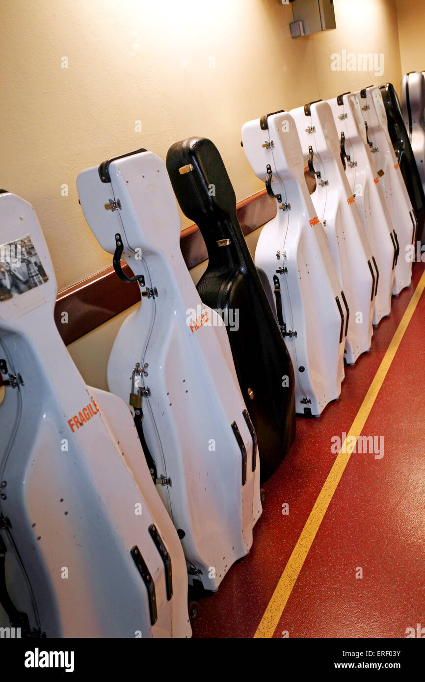 Musical instrument case cases hi-res stock photography and images - Alamy