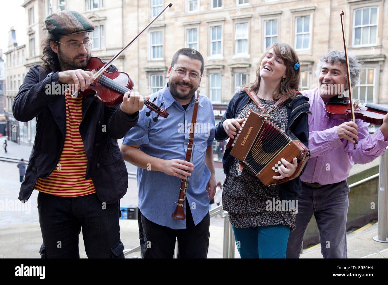 Sol i Serena - Spanish folk band. Photographed at Celtic Connections ...