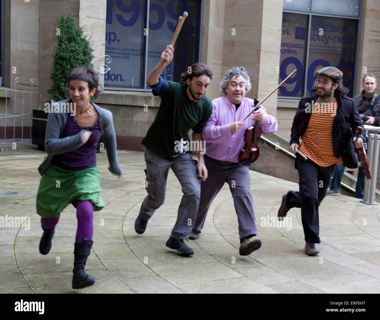 Sol i Serena - Spanish folk band. Photographed at Celtic Connections ...