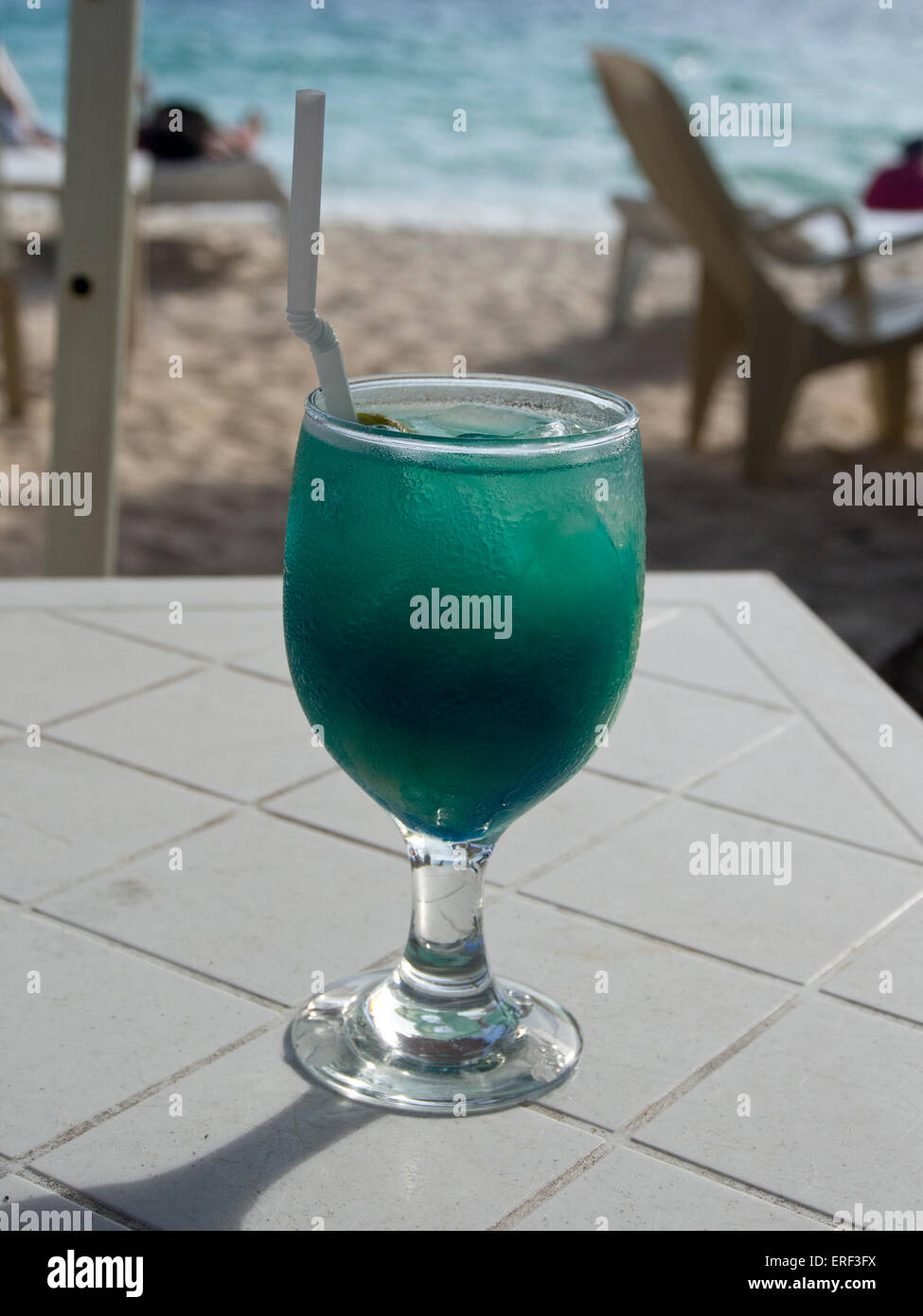 Cocktail drink on the beach in Boracay, Philippines Stock Photo - Alamy