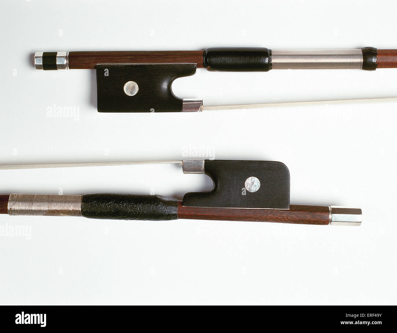 INSTRUMENTS - STRING - VIOLIN - BOWS (Heel Stock Photo - Alamy