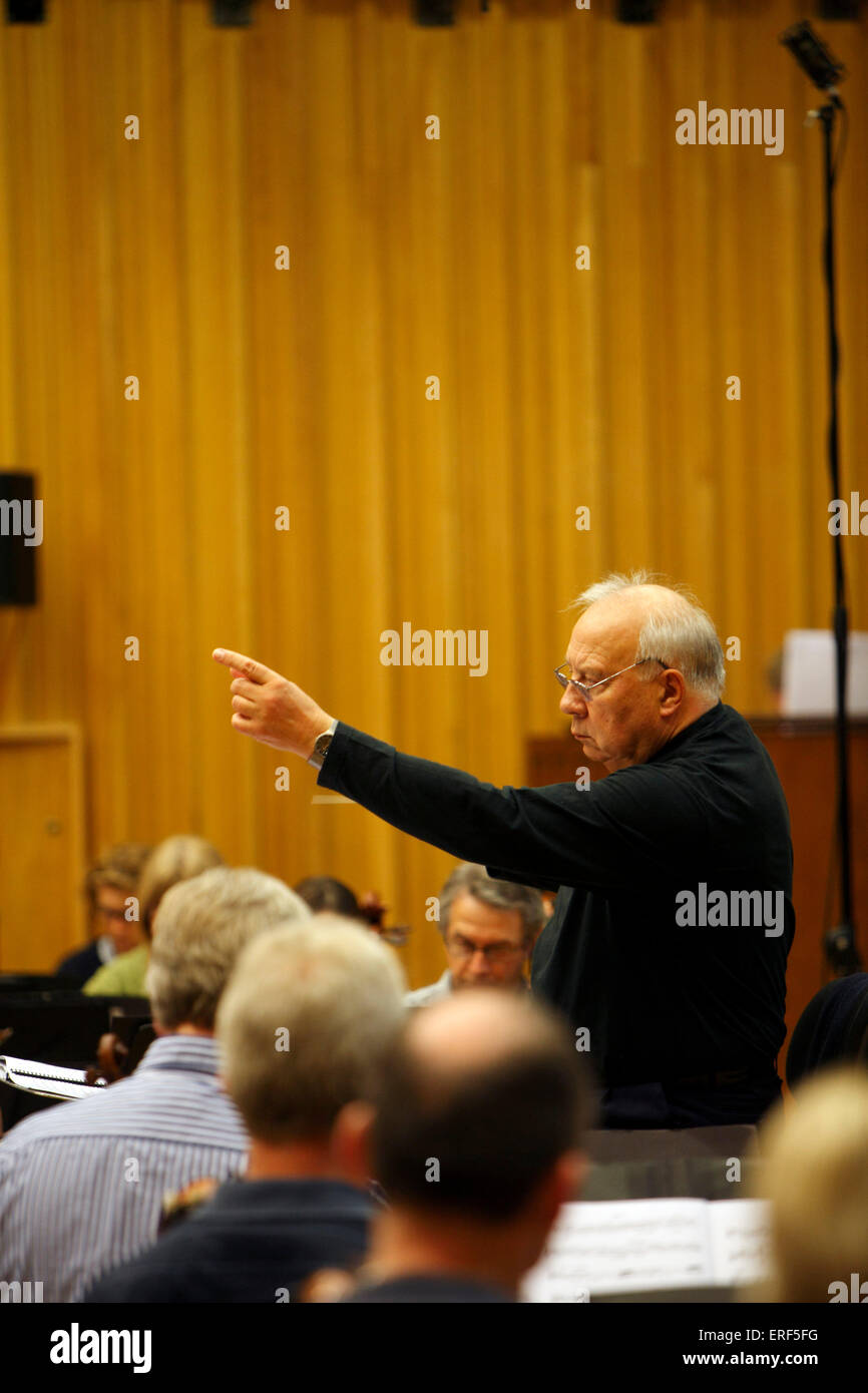 Neeme Jarvi - Estonian conductor 1937 Stock Photo - Alamy