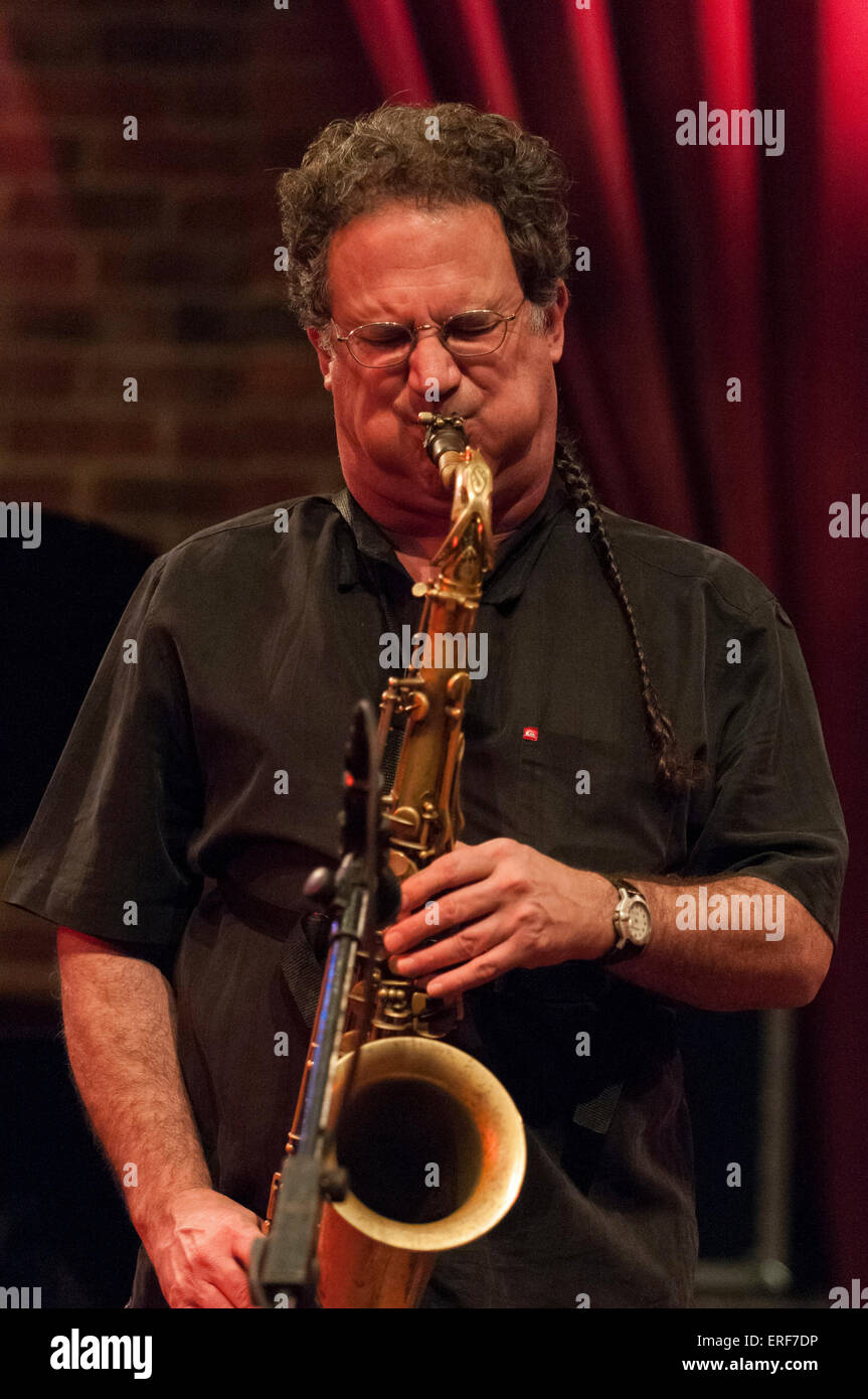 George riley hi-res stock photography and images - Alamy