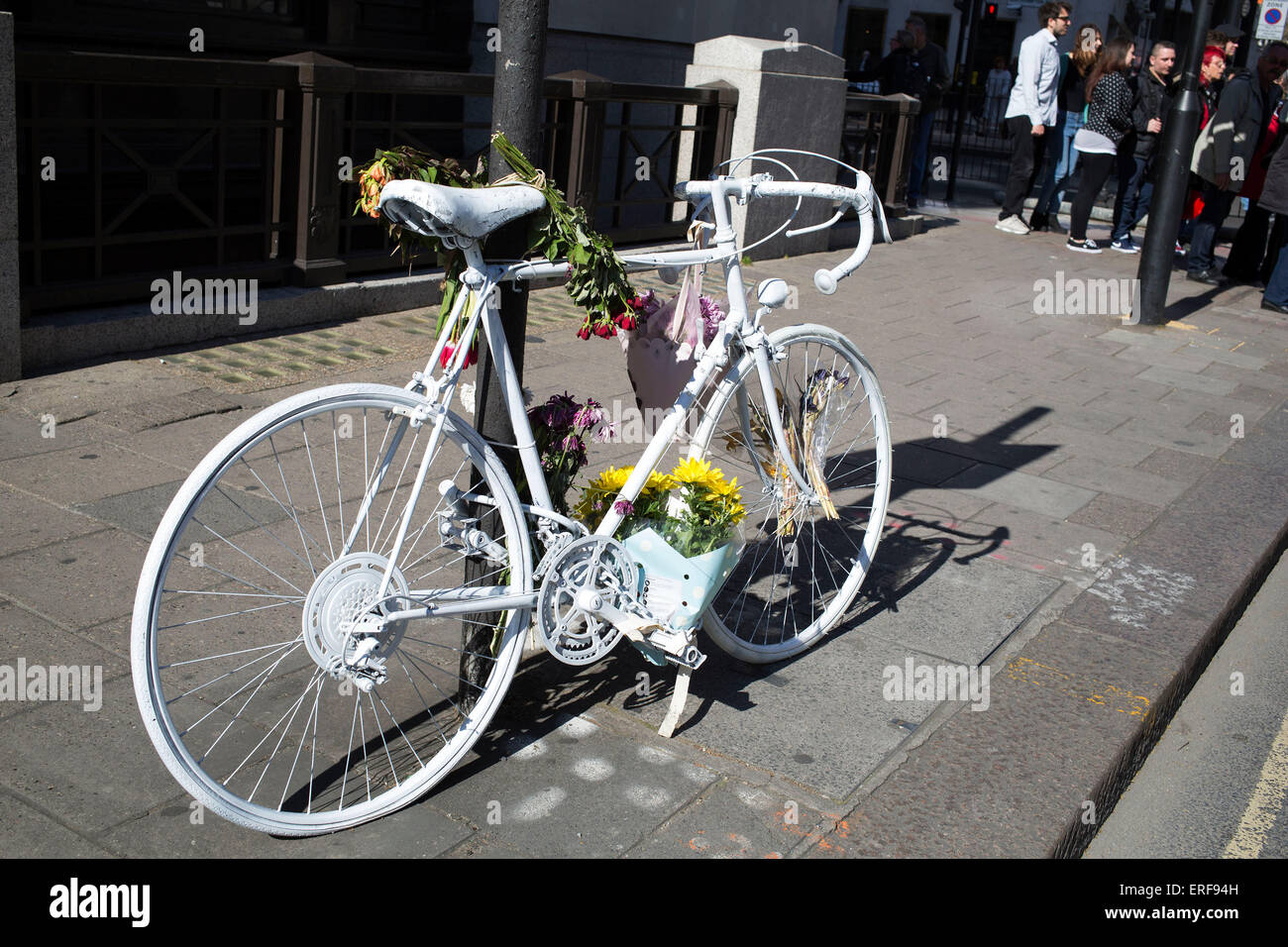 Ghost bike memorial killed hi-res stock photography and images - Alamy