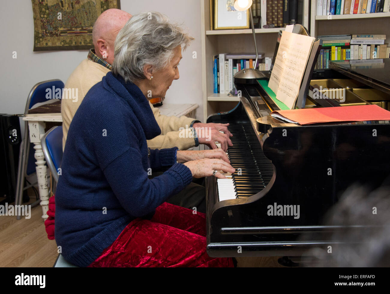 Duo pianists hi-res stock photography and images - Alamy