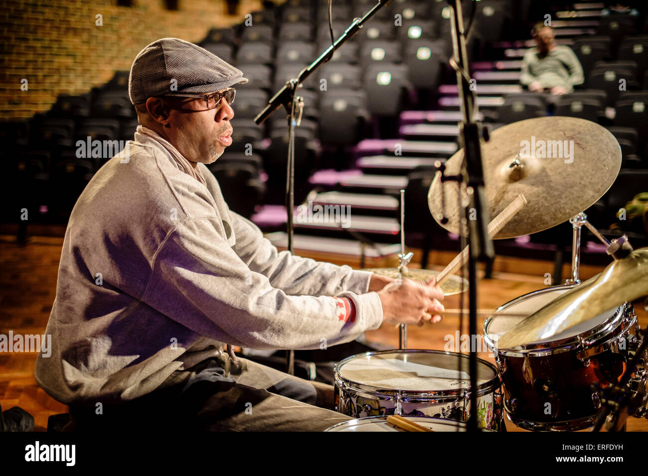 Rod youngs drums hi-res stock photography and images - Alamy