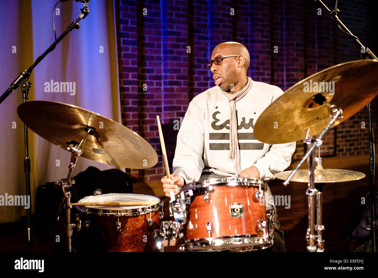 Rod youngs drums hi-res stock photography and images - Alamy