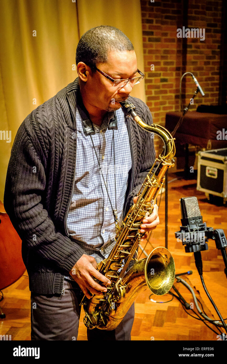 Ravi coltrane hi-res stock photography and images - Alamy