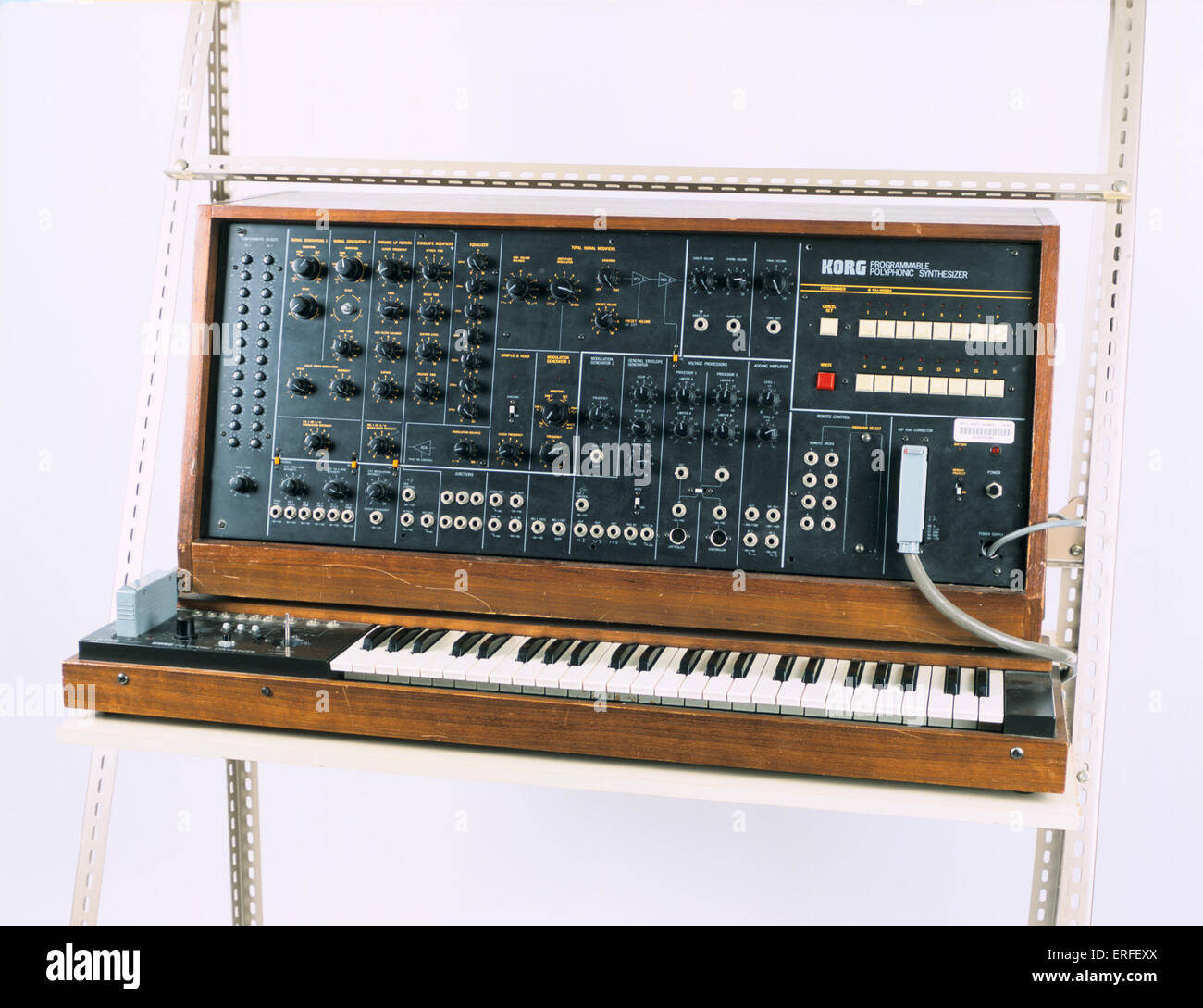 Korg Programmable Polyphonic Synthsizer 9 (with mother board Stock ...