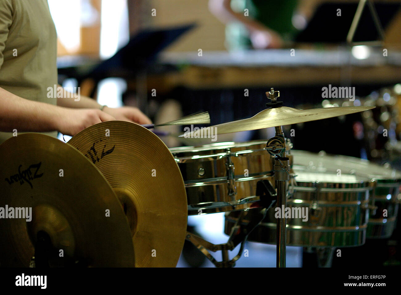 Cymbal - being played with a wire brush Stock Photo - Alamy