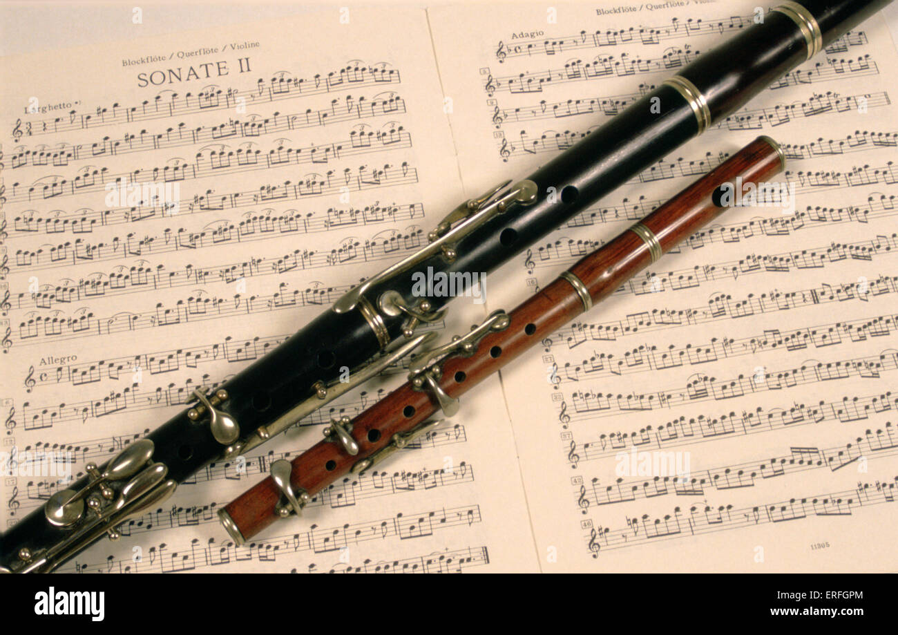 Piccolo instrument hi-res stock photography and images - Alamy