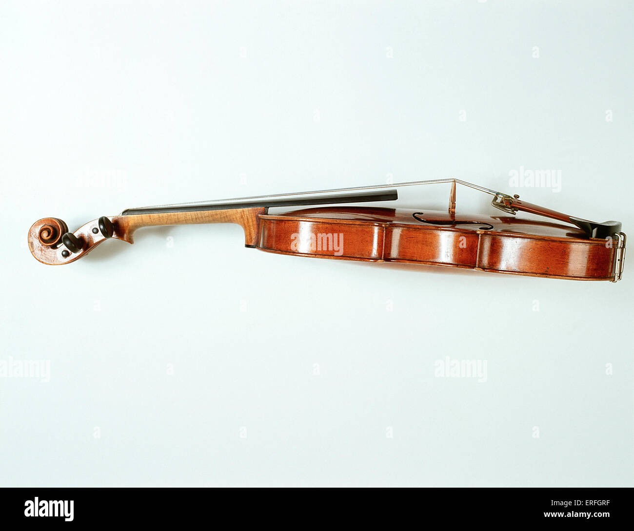Music instruments cut out hi-res stock photography and images - Alamy
