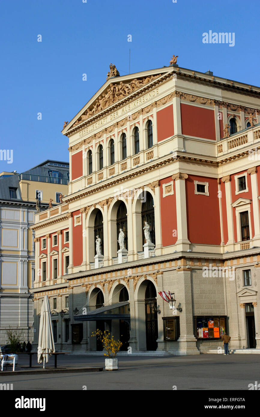 Vienna philharmonic orchestra hi-res stock photography and images - Alamy