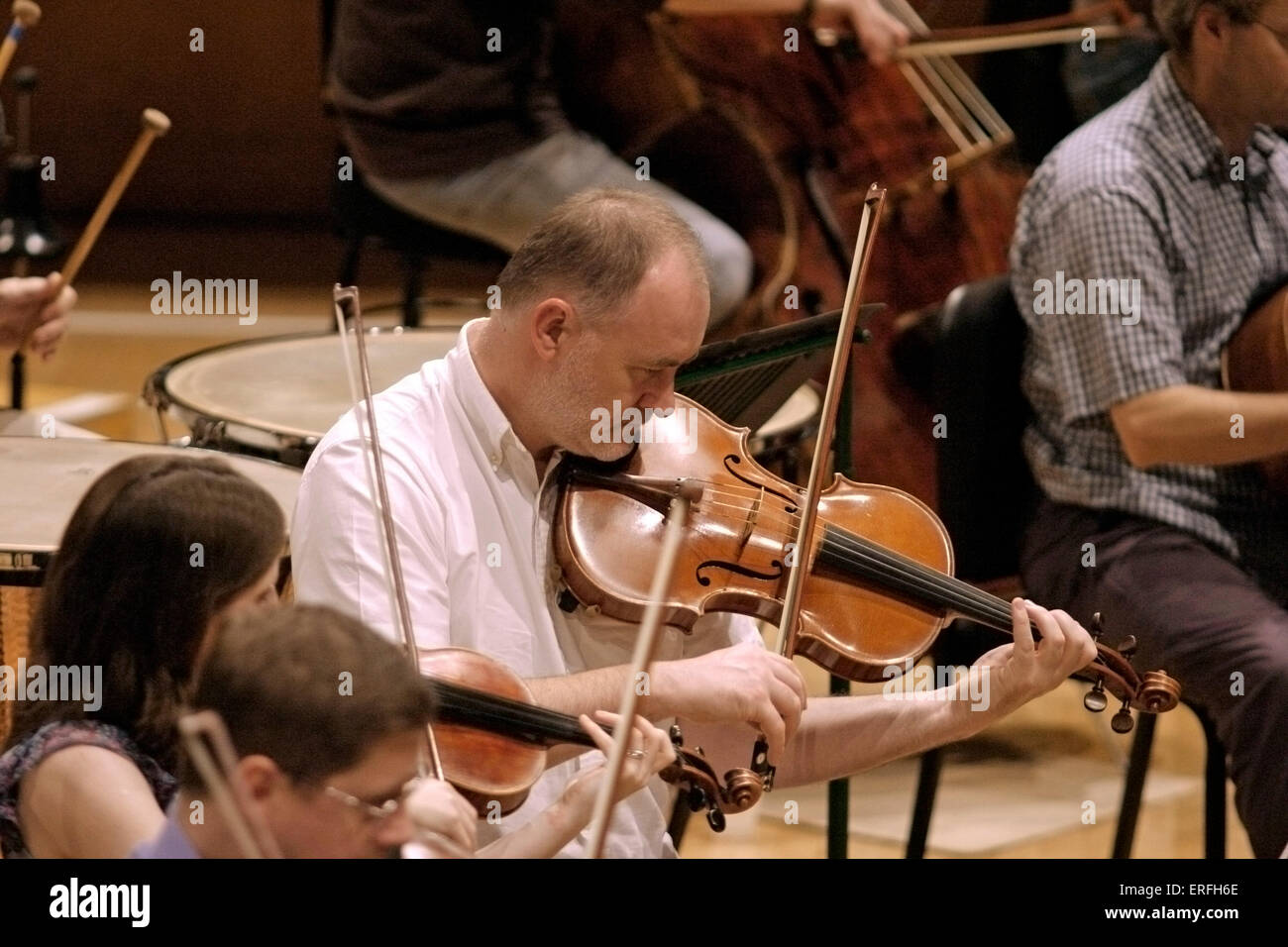 Strings arts hi-res stock photography and images - Alamy