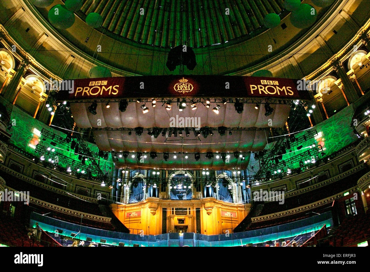 Royal albert hall proms interior hi-res stock photography and images ...