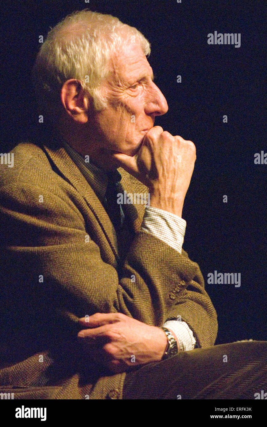 Sir jonathan miller hi-res stock photography and images - Alamy