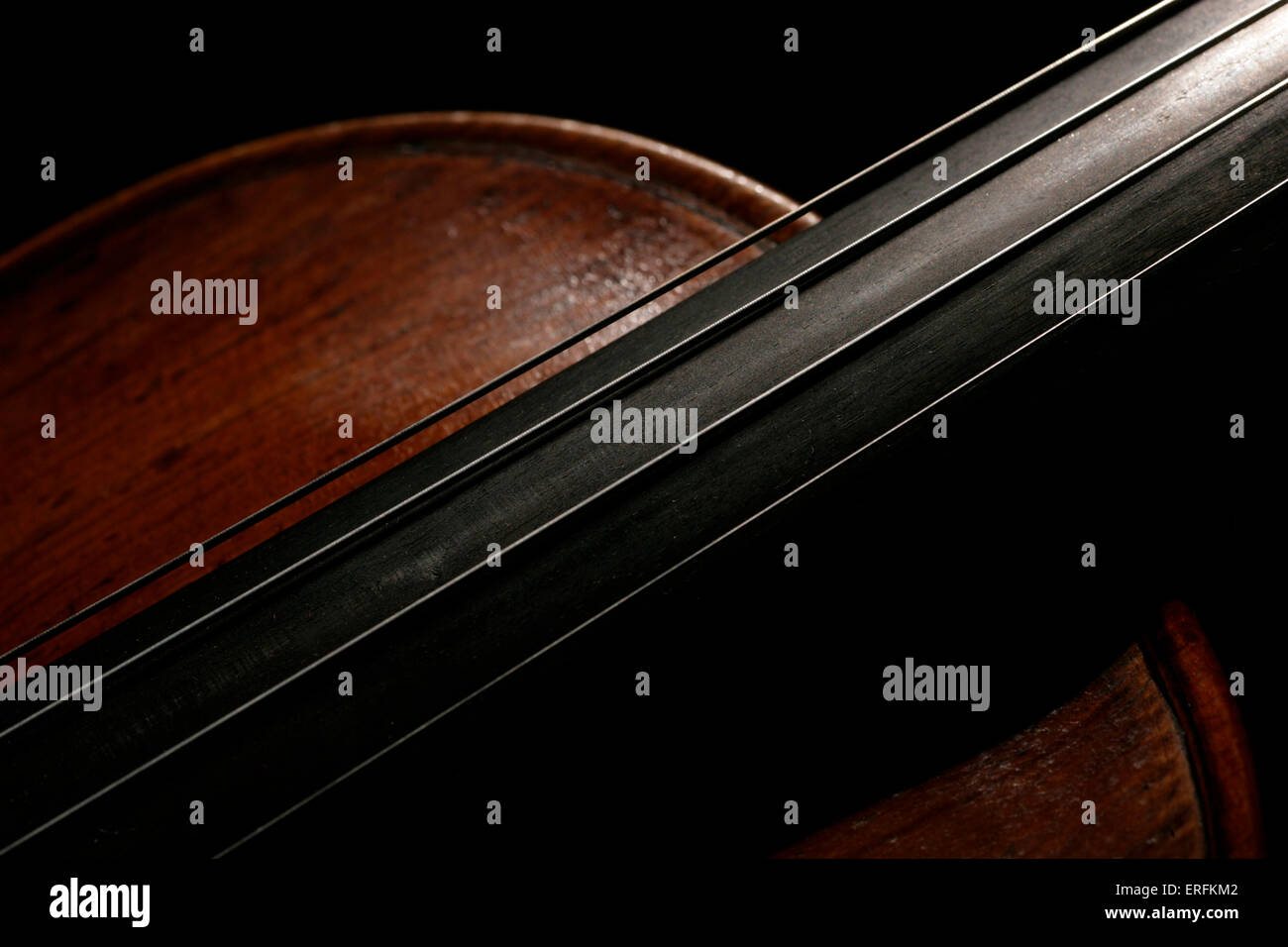 Violin - close-up of strings. Black background Stock Photo - Alamy