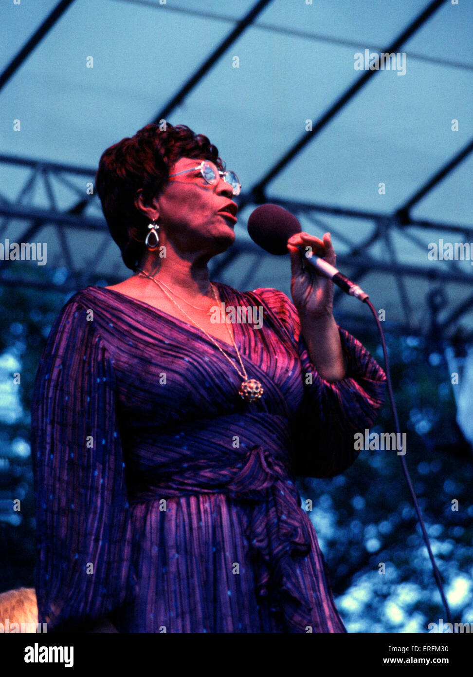 Ella fitzgerald hi-res stock photography and images - Alamy