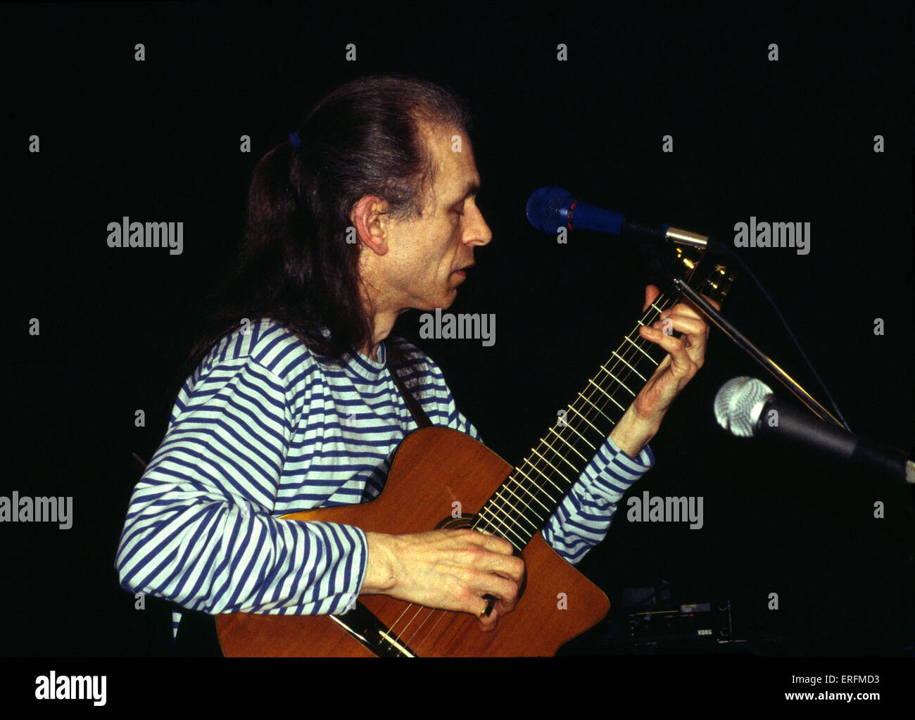 Guitarist steve howe hi-res stock photography and images - Alamy