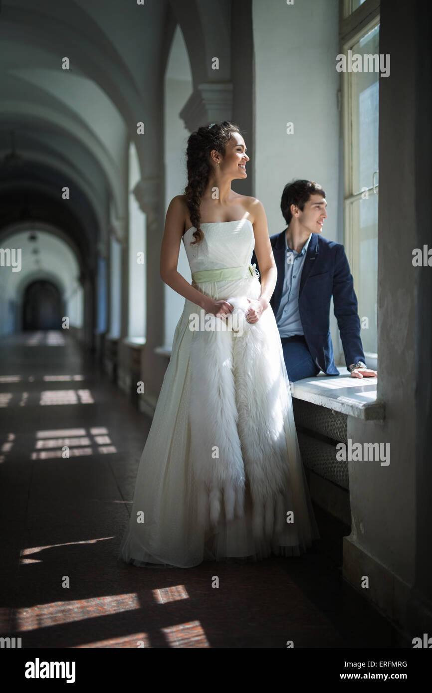 Couple window background hi-res stock photography and images - Alamy